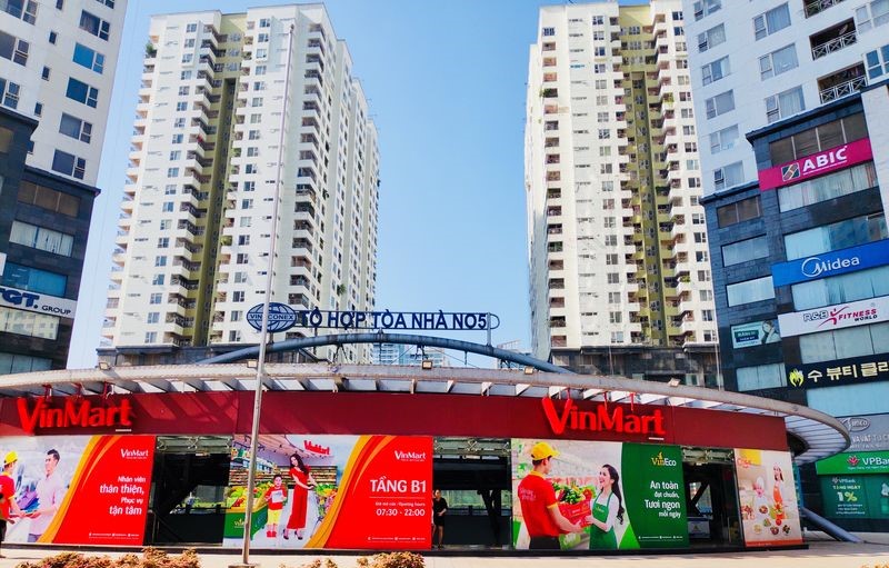 Sieu Thi Vinmart Hoang Dao Thuy - Robins